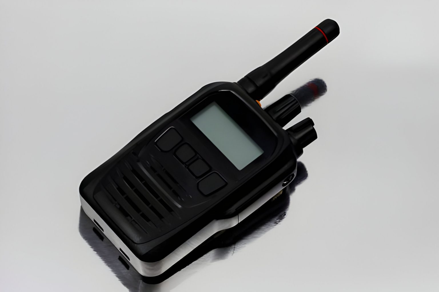Portable Radio - Your Ultimate Guide to On-the-Go Communication - SOLE ...