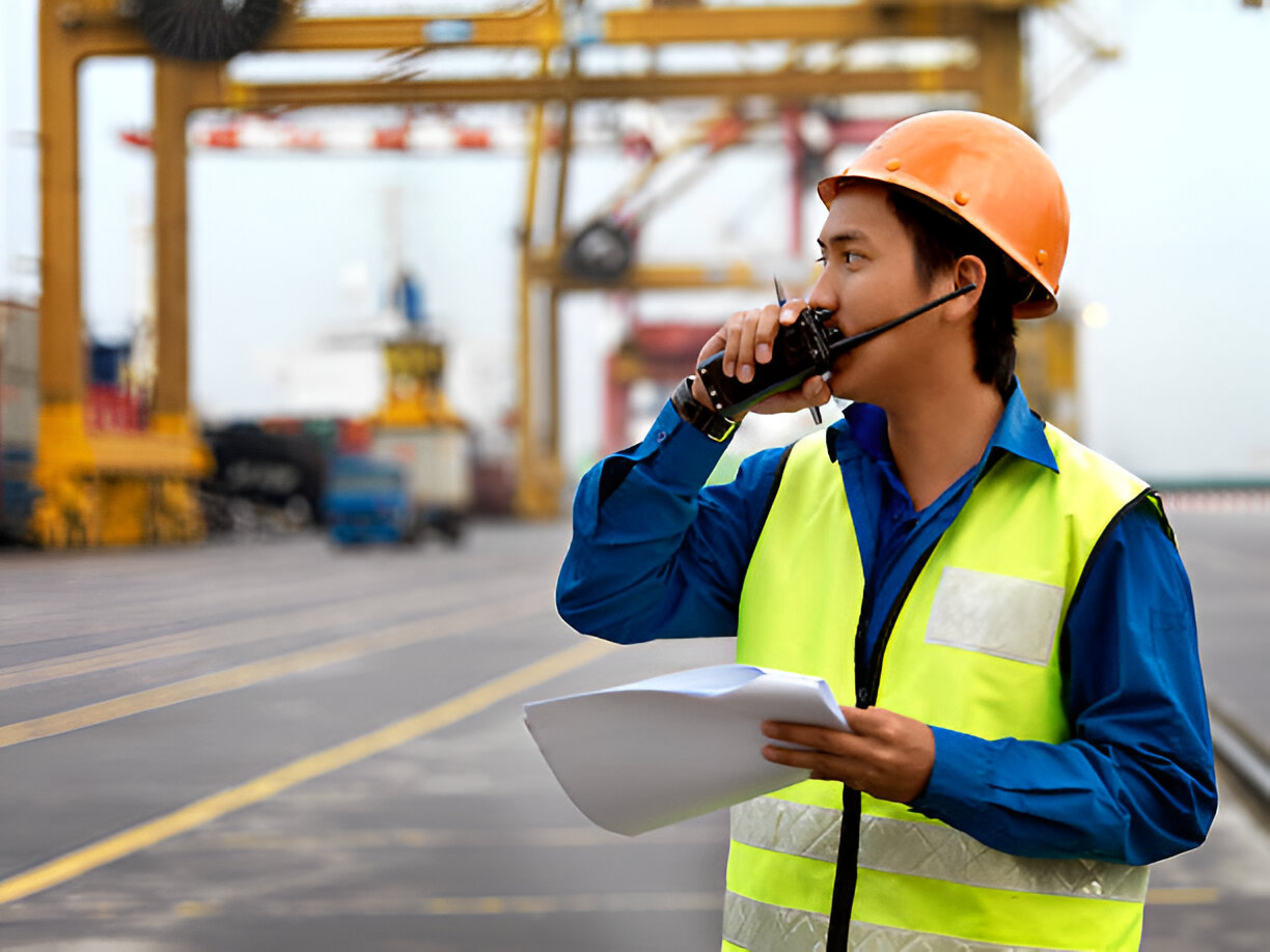 Best Walkie Talkie in Malaysia: Complete Buying Guide